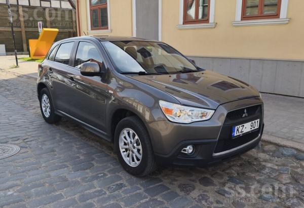 Grey Mitsubishi ASX 2011 in Jelgava, with an engine capacity of 1.80 L and mileage of 0 thousand km for 4390 €, photo 4 on AUTOMOTO.COM.LV