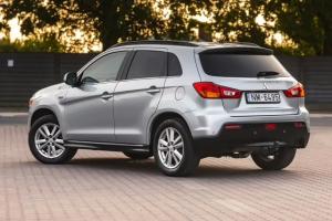 Grey Mitsubishi ASX 2011 in Jelgava, with an engine capacity of 1.80 L and mileage of 222 thousand km for 7400 €, photo 4 on AUTOMOTO.COM.LV