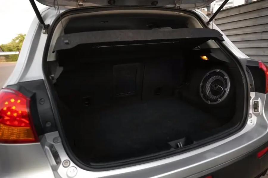 Grey Mitsubishi ASX 2011 in Jelgava, with an engine capacity of 1.80 L and mileage of 222 thousand km for 7400 €, photo 17 on AUTOMOTO.COM.LV