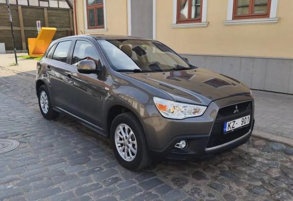 Pelēks Mitsubishi ASX 2011 Jelgava, ar dzinēja tilpumu 1.80 L un nobraukumu 201 tūkst. km par 4590 €, foto 4 vietnē AUTOMOTO.COM.LV