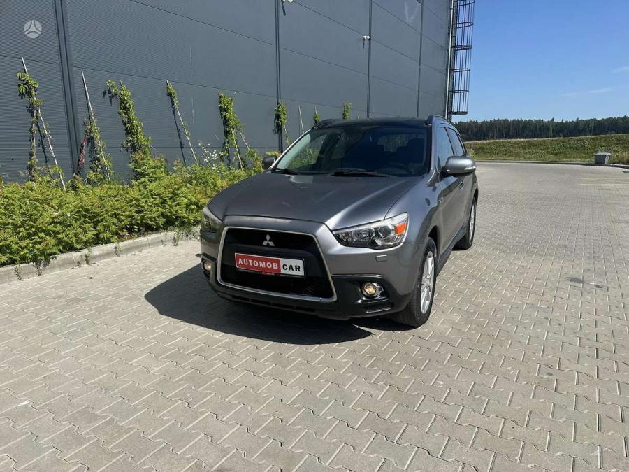 Grey Mitsubishi ASX 2011 in Vilnius, with an engine capacity of 1.80 L and mileage of 158 thousand km for 4350 €, photo 1 on AUTOMOTO.COM.LV