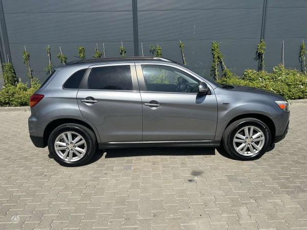 Grey Mitsubishi ASX 2011 in Vilnius, with an engine capacity of 1.80 L and mileage of 158 thousand km for 4350 €, photo 10 on AUTOMOTO.COM.LV