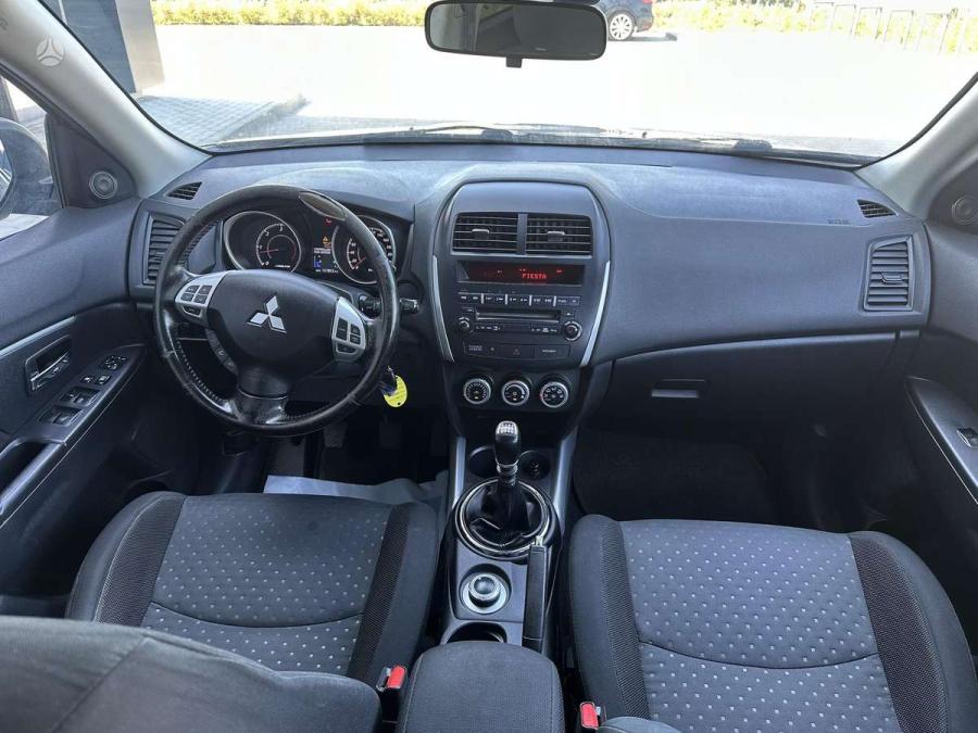 Grey Mitsubishi ASX 2011 in Vilnius, with an engine capacity of 1.80 L and mileage of 158 thousand km for 4350 €, photo 33 on AUTOMOTO.COM.LV