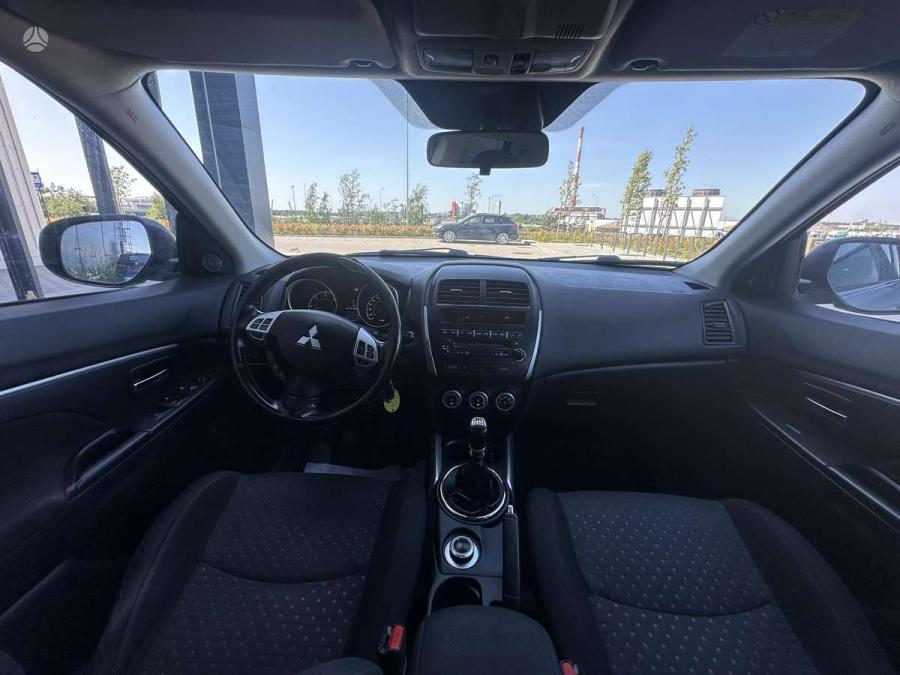 Grey Mitsubishi ASX 2011 in Vilnius, with an engine capacity of 1.80 L and mileage of 158 thousand km for 4350 €, photo 34 on AUTOMOTO.COM.LV