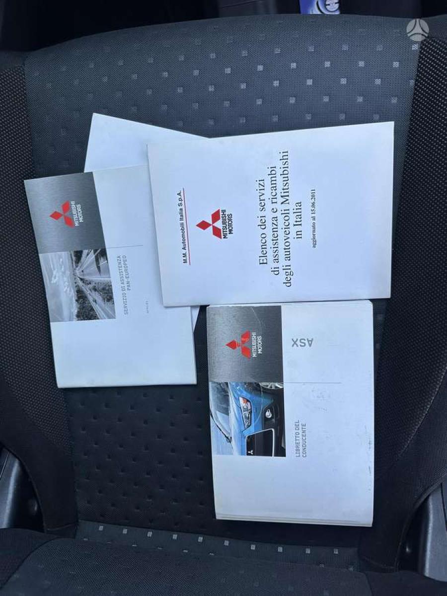 Grey Mitsubishi ASX 2011 in Vilnius, with an engine capacity of 1.80 L and mileage of 158 thousand km for 4350 €, photo 39 on AUTOMOTO.COM.LV