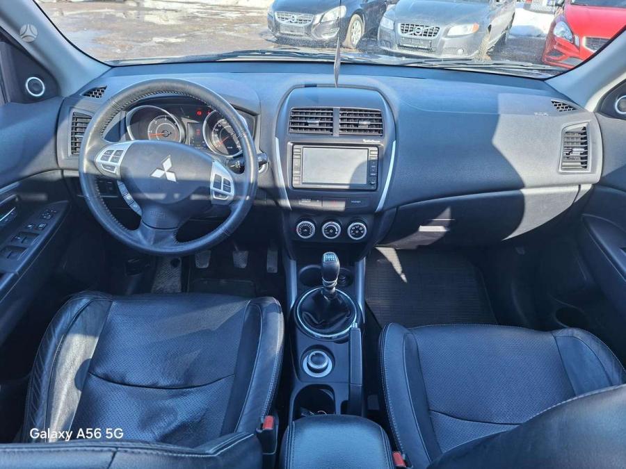 Grey Mitsubishi ASX 2011 in Pasvalys, with an engine capacity of 1.80 L and mileage of 303 thousand km for 2750 €, photo 14 on AUTOMOTO.COM.LV