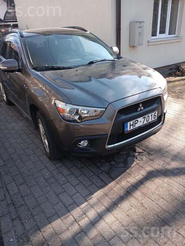 Pelēks Mitsubishi ASX 2011 Rīga, ar dzinēja tilpumu 1.60 L un nobraukumu 283 tūkst. km par 3500 €, foto 1 vietnē AUTOMOTO.COM.LV