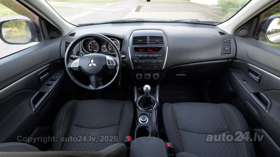 Pelēks Mitsubishi ASX 2011 Tallina, ar dzinēja tilpumu 1.80 L un nobraukumu 296 tūkst. km par 4450 €, foto 8 vietnē AUTOMOTO.COM.LV
