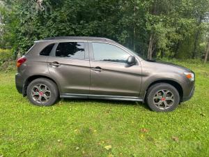 Grey Mitsubishi ASX 2011 in Riga, with an engine capacity of 1.60 L and mileage of 184 thousand km for 5100 €, photo  on AUTOMOTO.COM.LV