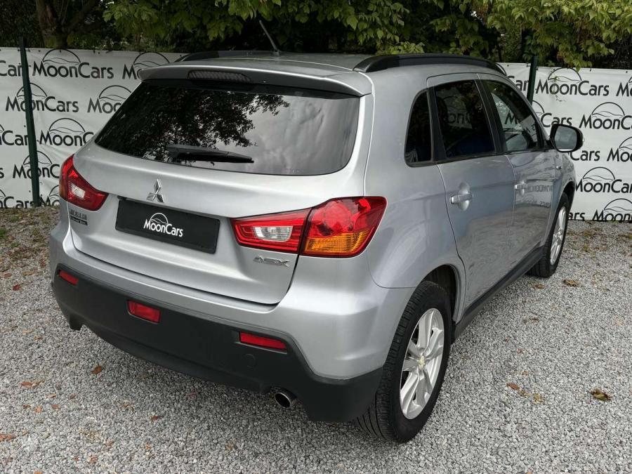 Pelēks Mitsubishi ASX 2011 Viļņa, ar dzinēja tilpumu 1.80 L un nobraukumu 236 tūkst. km par 5000 €, foto 7 vietnē AUTOMOTO.COM.LV