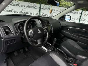 Pelēks Mitsubishi ASX 2011 Viļņa, ar dzinēja tilpumu 1.80 L un nobraukumu 236 tūkst. km par 5000 €, foto 10 vietnē AUTOMOTO.COM.LV