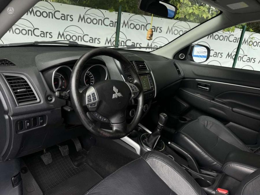 Pelēks Mitsubishi ASX 2011 Viļņa, ar dzinēja tilpumu 1.80 L un nobraukumu 236 tūkst. km par 5000 €, foto 10 vietnē AUTOMOTO.COM.LV