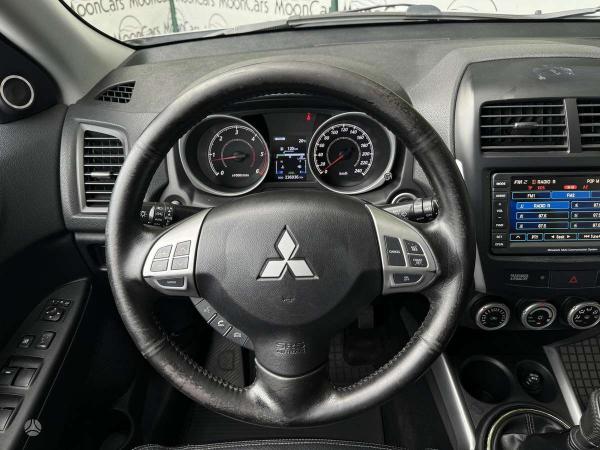 Pelēks Mitsubishi ASX 2011 Viļņa, ar dzinēja tilpumu 1.80 L un nobraukumu 236 tūkst. km par 5000 €, foto 11 vietnē AUTOMOTO.COM.LV