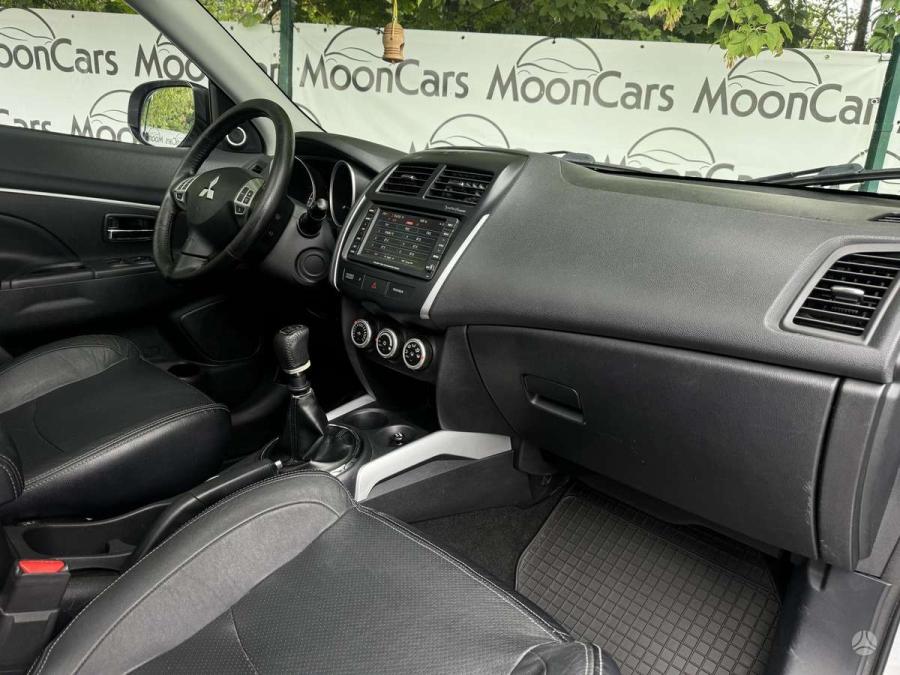 Pelēks Mitsubishi ASX 2011 Viļņa, ar dzinēja tilpumu 1.80 L un nobraukumu 236 tūkst. km par 5000 €, foto 13 vietnē AUTOMOTO.COM.LV