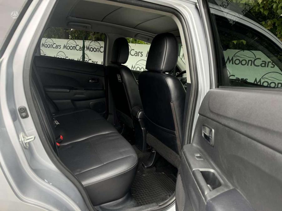 Pelēks Mitsubishi ASX 2011 Viļņa, ar dzinēja tilpumu 1.80 L un nobraukumu 236 tūkst. km par 5000 €, foto 15 vietnē AUTOMOTO.COM.LV