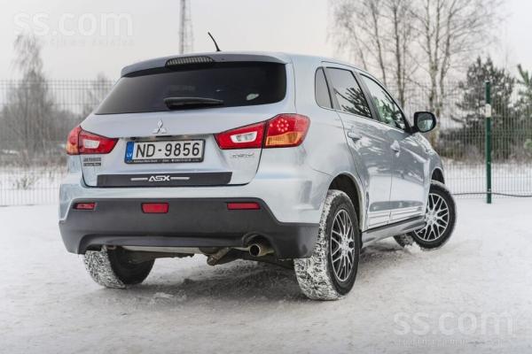Pelēks Mitsubishi ASX 2012 Rīga, ar dzinēja tilpumu 1.80 L un nobraukumu 235 tūkst. km par 5790 €, foto 6 vietnē AUTOMOTO.COM.LV