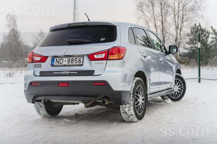 Pelēks Mitsubishi ASX 2012 Rīga, ar dzinēja tilpumu 1.80 L un nobraukumu 235 tūkst. km par 5790 €, foto 6 vietnē AUTOMOTO.COM.LV