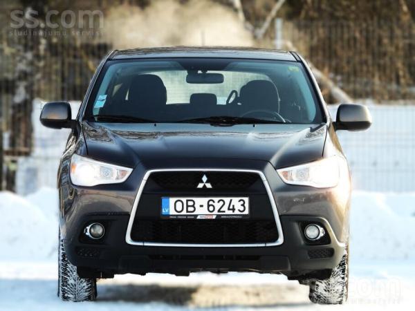 Grey Mitsubishi ASX 2012 in Riga, with an engine capacity of 1.80 L and mileage of 292 thousand km for 6690 €, photo 2 on AUTOMOTO.COM.LV