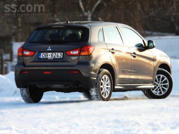 Grey Mitsubishi ASX 2012 in Riga, with an engine capacity of 1.80 L and mileage of 292 thousand km for 6690 €, photo 7 on AUTOMOTO.COM.LV