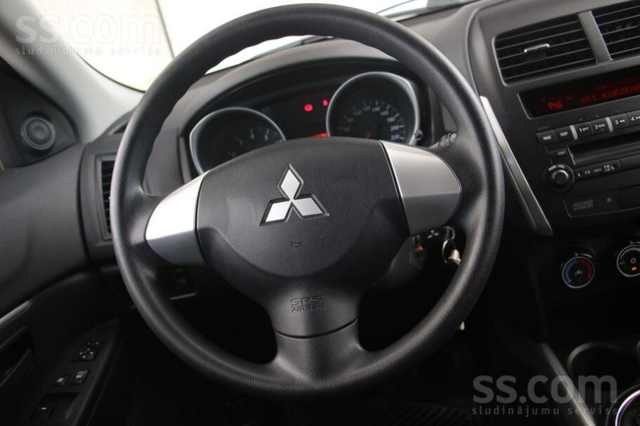 Pelēks Mitsubishi ASX 2012 Tukums, ar dzinēja tilpumu 1.60 L un nobraukumu 120 tūkst. km par 7997 €, foto 18 vietnē AUTOMOTO.COM.LV