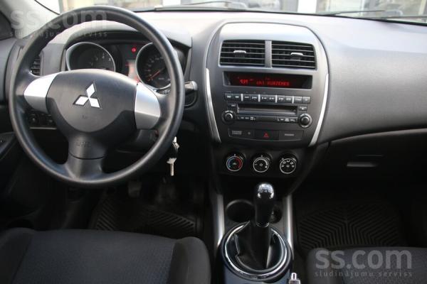 Grey Mitsubishi ASX 2012 in Tukums, with an engine capacity of 1.60 L and mileage of 120 thousand km for 7997 €, photo 9 on AUTOMOTO.COM.LV