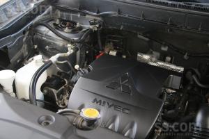 Pelēks Mitsubishi ASX 2012 Tukums, ar dzinēja tilpumu 1.60 L un nobraukumu 120 tūkst. km par 7368 €, foto 22 vietnē AUTOMOTO.COM.LV