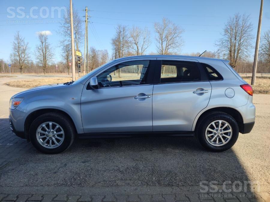 Pelēks Mitsubishi ASX 2012 Ogre, ar dzinēja tilpumu 1.80 L un nobraukumu 264 tūkst. km par 4970 €, foto 6 vietnē AUTOMOTO.COM.LV