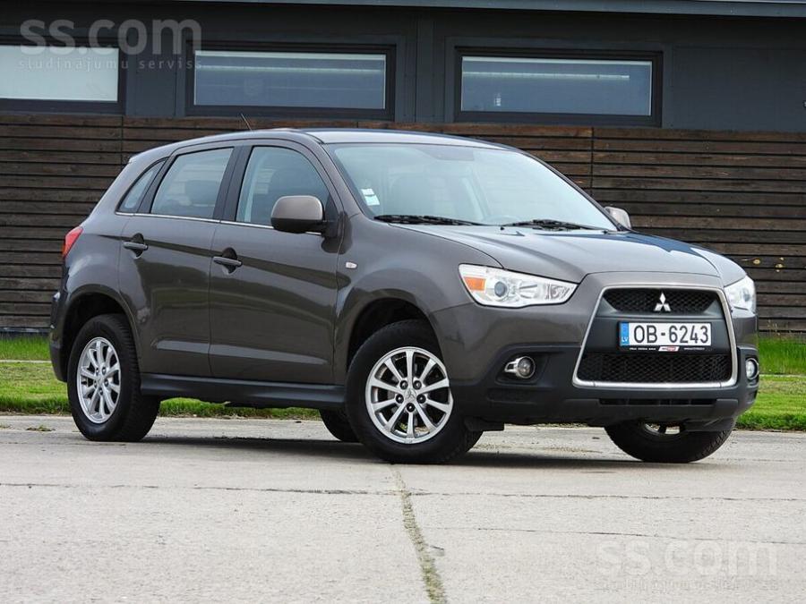 Grey Mitsubishi ASX 2012 in Riga, with an engine capacity of 1.80 L and mileage of 292 thousand km for 6690 €, photo 4 on AUTOMOTO.COM.LV