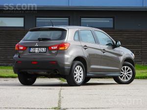 Grey Mitsubishi ASX 2012 in Riga, with an engine capacity of 1.80 L and mileage of 292 thousand km for 6690 €, photo 8 on AUTOMOTO.COM.LV