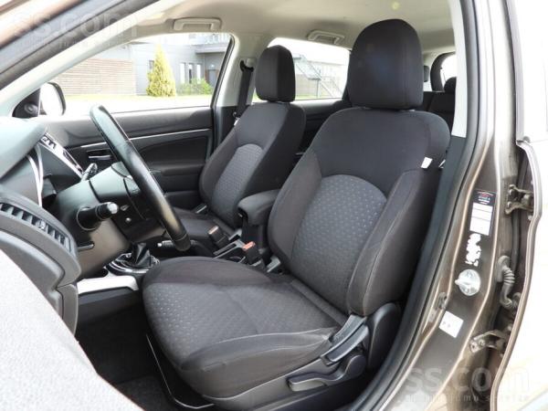 Pelēks Mitsubishi ASX 2012 Rīga, ar dzinēja tilpumu 1.80 L un nobraukumu 292 tūkst. km par 6690 €, foto 9 vietnē AUTOMOTO.COM.LV