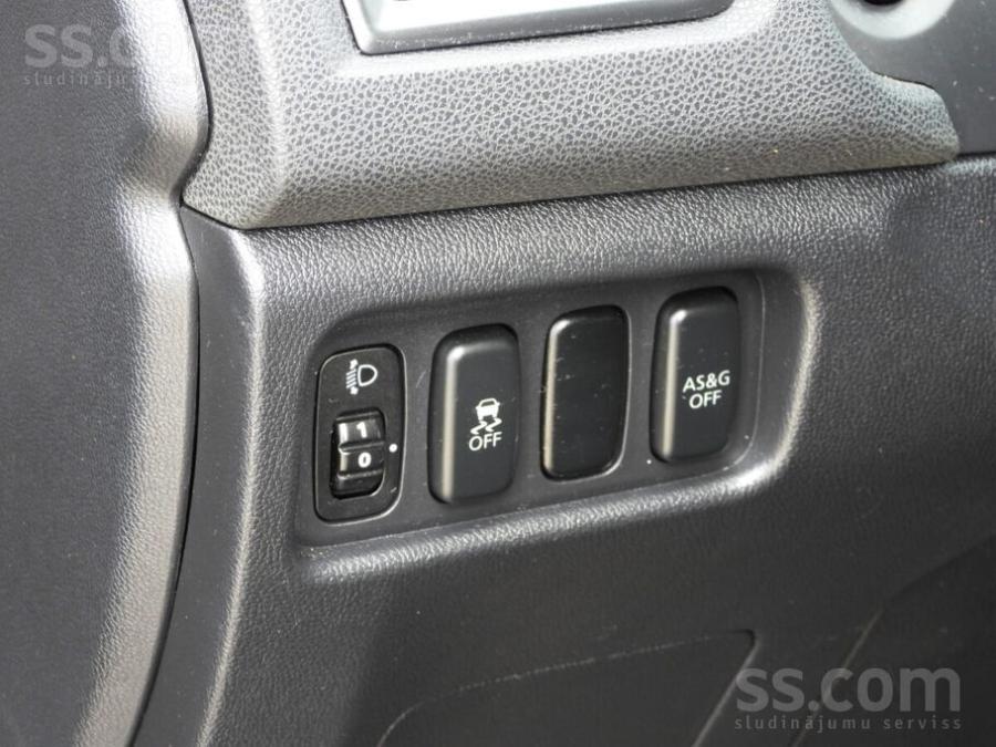 Grey Mitsubishi ASX 2012 in Riga, with an engine capacity of 1.80 L and mileage of 292 thousand km for 6690 €, photo 21 on AUTOMOTO.COM.LV