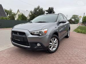 Pelēks Mitsubishi ASX 2012 Kauņa, ar dzinēja tilpumu 1.80 L un nobraukumu 270 tūkst. km par 4799 €, foto  vietnē AUTOMOTO.COM.LV