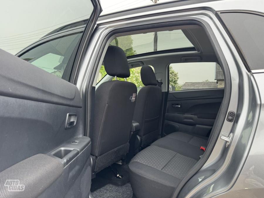 Pelēks Mitsubishi ASX 2012 Kauņa, ar dzinēja tilpumu 1.80 L un nobraukumu 270 tūkst. km par 4799 €, foto 7 vietnē AUTOMOTO.COM.LV