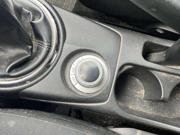 Grey Mitsubishi ASX 2012 in Jonava, with an engine capacity of 1.80 L and mileage of 280 thousand km for 2600 €, photo 7 on AUTOMOTO.COM.LV