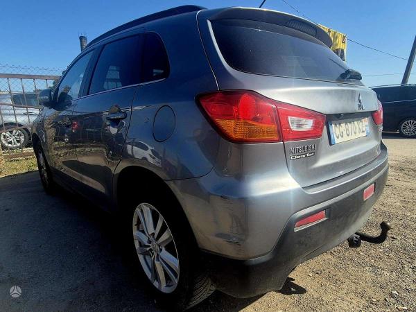 Pelēks Mitsubishi ASX 2012 Tauragė, ar dzinēja tilpumu 1.80 L un nobraukumu 222 tūkst. km par 3300 €, foto 4 vietnē AUTOMOTO.COM.LV