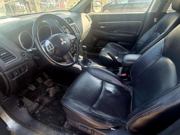 Pelēks Mitsubishi ASX 2012 Tauragė, ar dzinēja tilpumu 1.80 L un nobraukumu 222 tūkst. km par 3300 €, foto 6 vietnē AUTOMOTO.COM.LV