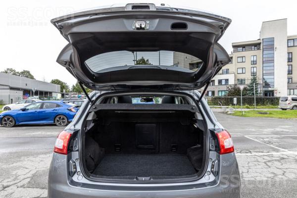 Pelēks Mitsubishi ASX 2013 Rīga, ar dzinēja tilpumu 1.60 L un nobraukumu 0 tūkst. km par 5500 €, foto 9 vietnē AUTOMOTO.COM.LV