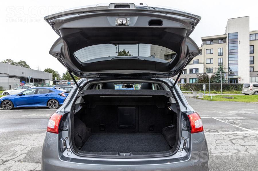 Pelēks Mitsubishi ASX 2013 Rīga, ar dzinēja tilpumu 1.60 L un nobraukumu 0 tūkst. km par 5500 €, foto 9 vietnē AUTOMOTO.COM.LV