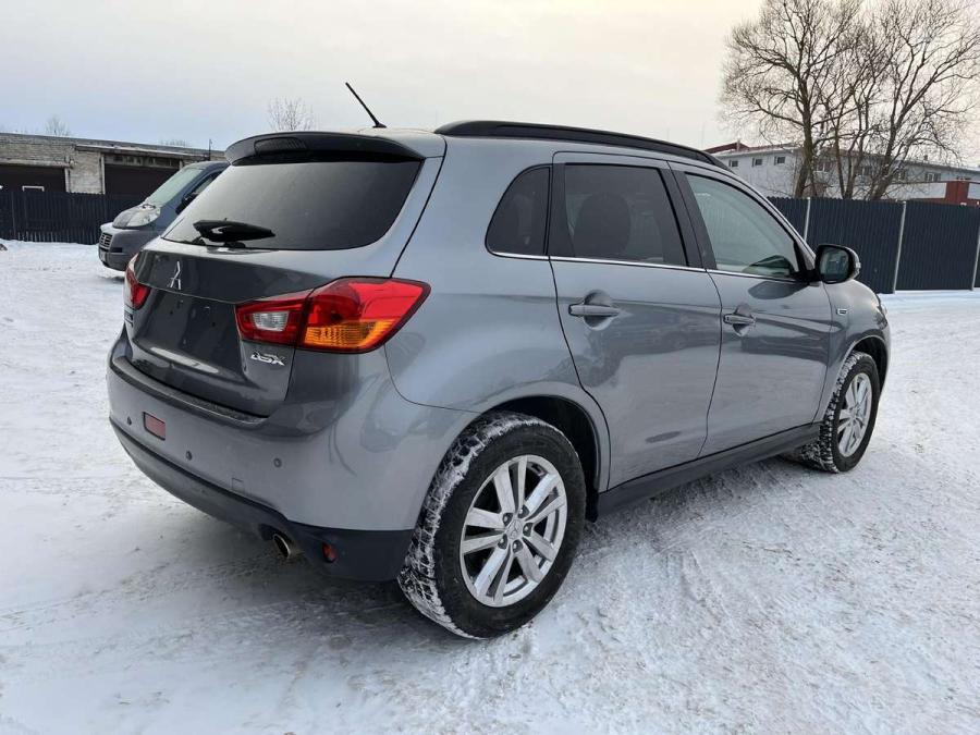 Grey Mitsubishi ASX 2014 in Siauliai, with an engine capacity of 1.80 L and mileage of 270 thousand km for 5700 €, photo 4 on AUTOMOTO.COM.LV