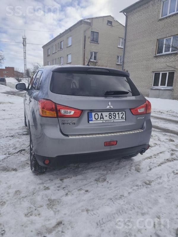 Grey Mitsubishi ASX 2014 in Jelgava, with an engine capacity of 1.80 L and mileage of 205 thousand km for 6900 €, photo 4 on AUTOMOTO.COM.LV