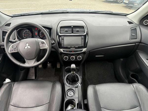Grey Mitsubishi ASX 2015 in Taurage, with an engine capacity of 1.80 L and mileage of 228 thousand km for 6500 €, photo 10 on AUTOMOTO.COM.LV