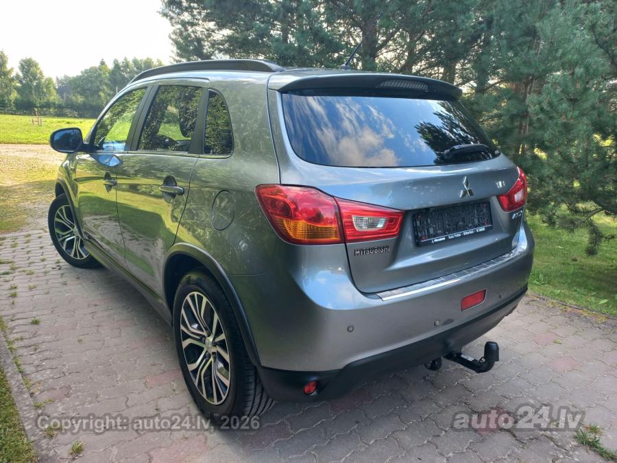 Pelēks Mitsubishi ASX 2015 Tartu, ar dzinēja tilpumu 2.30 L un nobraukumu 162 tūkst. km par 9399 €, foto 10 vietnē AUTOMOTO.COM.LV