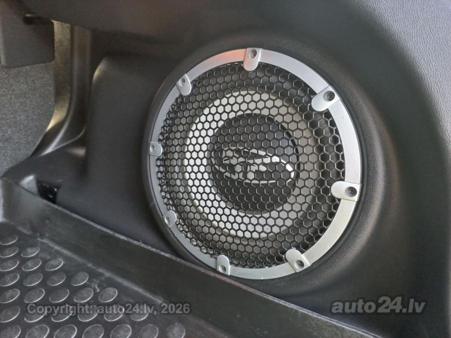 Pelēks Mitsubishi ASX 2015 Tartu, ar dzinēja tilpumu 2.30 L un nobraukumu 162 tūkst. km par 9399 €, foto 13 vietnē AUTOMOTO.COM.LV