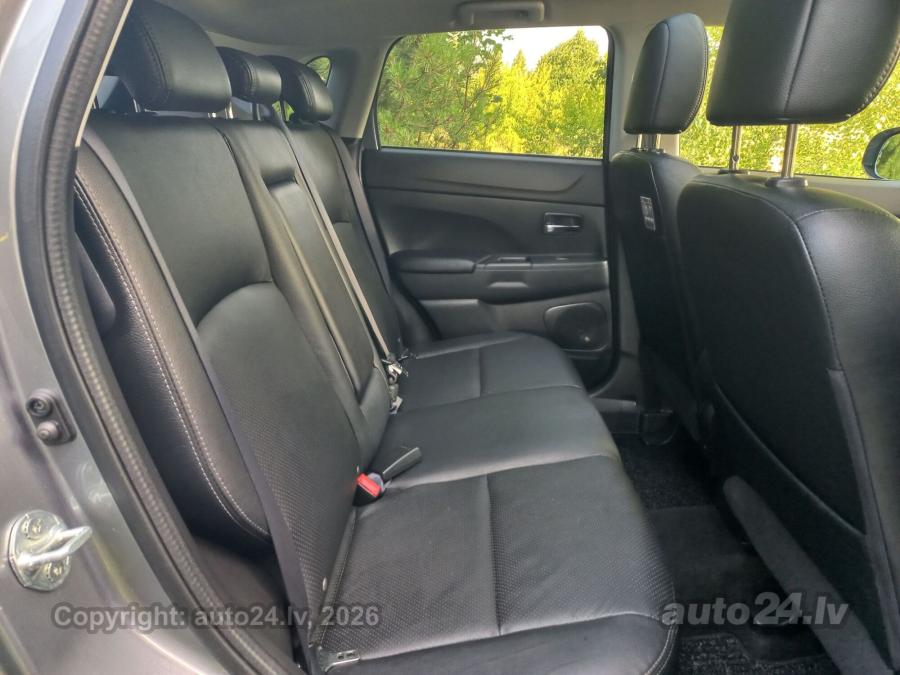 Pelēks Mitsubishi ASX 2015 Tartu, ar dzinēja tilpumu 2.30 L un nobraukumu 162 tūkst. km par 9399 €, foto 15 vietnē AUTOMOTO.COM.LV