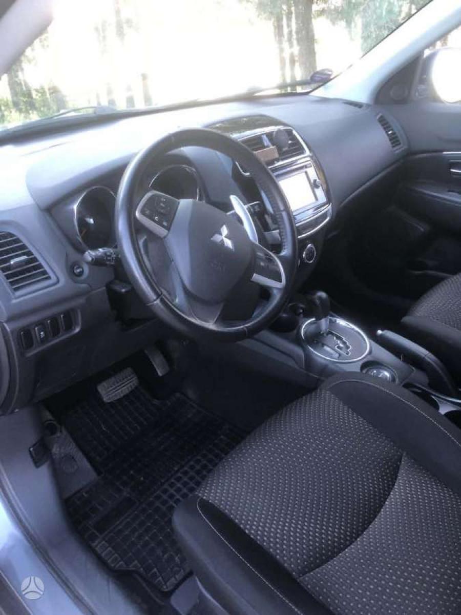 Pelēks Mitsubishi ASX 2015 Druskininkai, ar dzinēja tilpumu 2.27 L un nobraukumu 201 tūkst. km par 8000 €, foto 8 vietnē AUTOMOTO.COM.LV