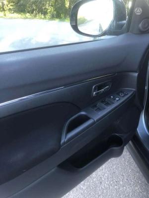 Pelēks Mitsubishi ASX 2015 Druskininkai, ar dzinēja tilpumu 2.27 L un nobraukumu 201 tūkst. km par 8000 €, foto 10 vietnē AUTOMOTO.COM.LV