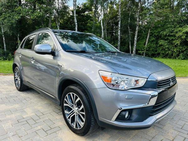 Grey Mitsubishi ASX 2018 in Kaunas, with an engine capacity of 1.56 L and mileage of 220 thousand km for 8750 €, photo 1 on AUTOMOTO.COM.LV