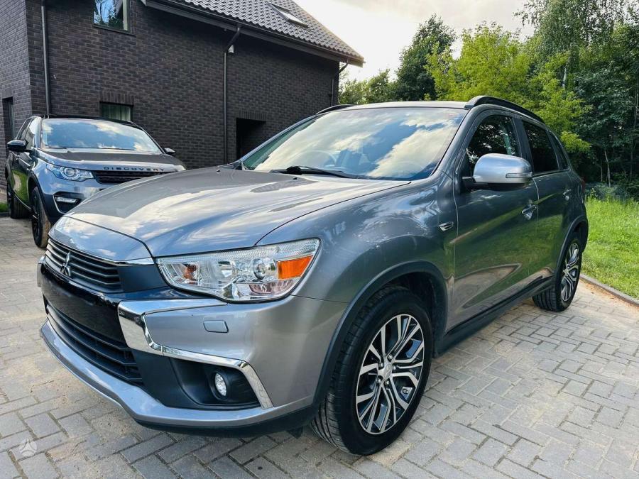 Pelēks Mitsubishi ASX 2018 Kauņa, ar dzinēja tilpumu 1.56 L un nobraukumu 220 tūkst. km par 8750 €, foto 4 vietnē AUTOMOTO.COM.LV