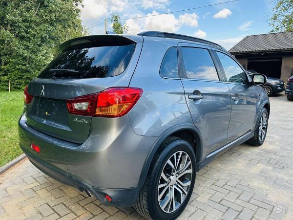 Grey Mitsubishi ASX 2018 in Kaunas, with an engine capacity of 1.56 L and mileage of 220 thousand km for 8750 €, photo 6 on AUTOMOTO.COM.LV