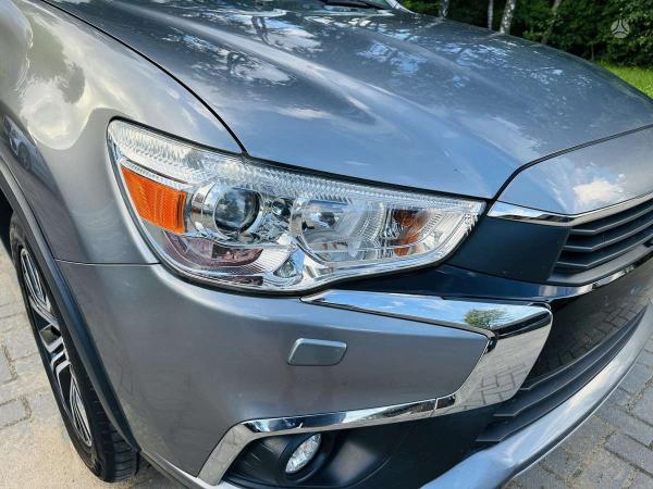 Grey Mitsubishi ASX 2018 in Kaunas, with an engine capacity of 1.56 L and mileage of 220 thousand km for 8750 €, photo 8 on AUTOMOTO.COM.LV